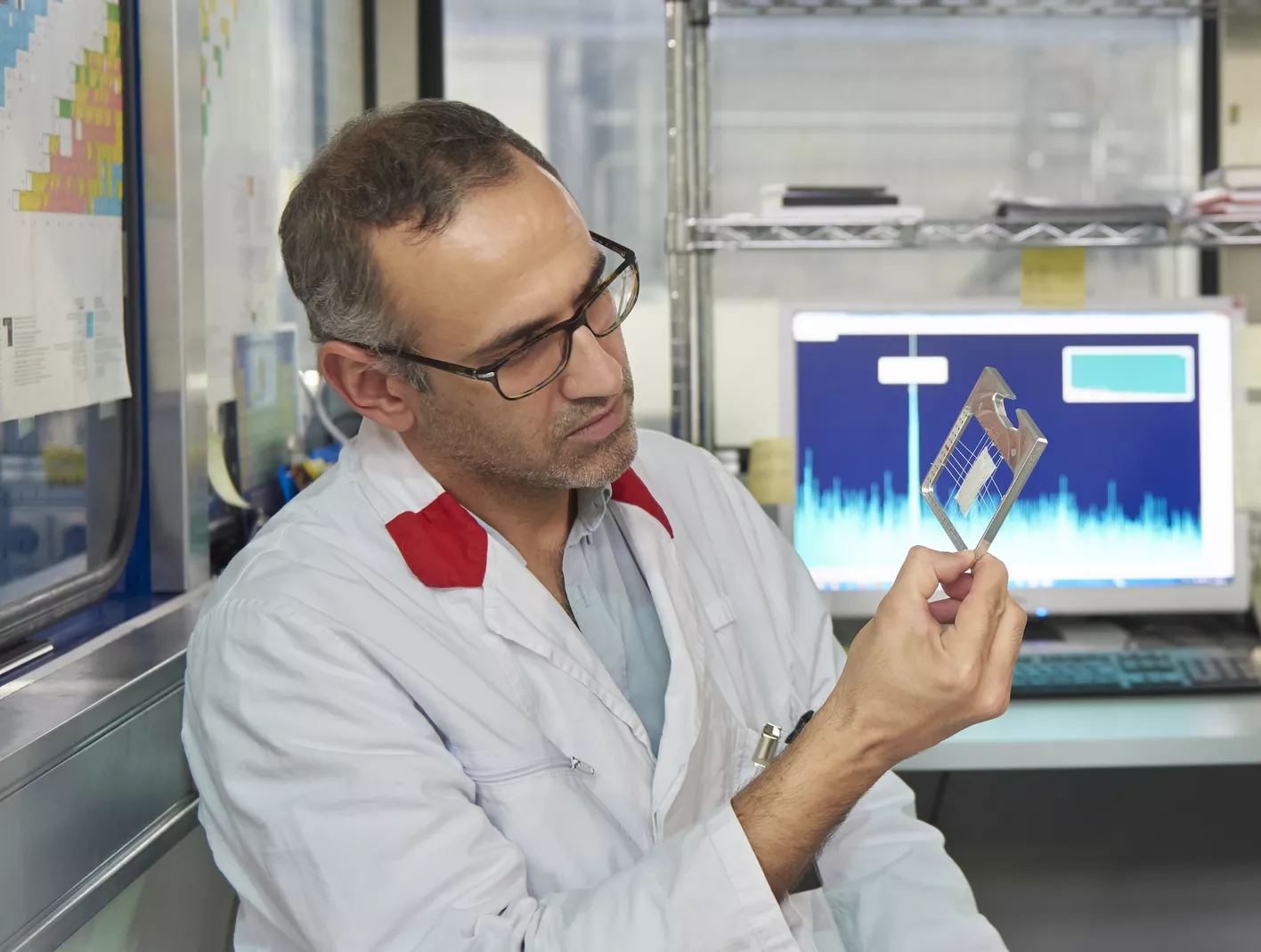 Materialanalyse - TUM FRMII